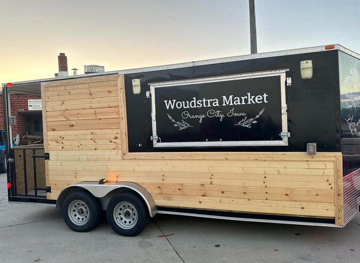 Woudstra Market Food Truck 9.26.2024 - Oscar Carl Vineyard